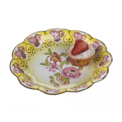 Utterly Scrumptious Cake Plates | Lakeland