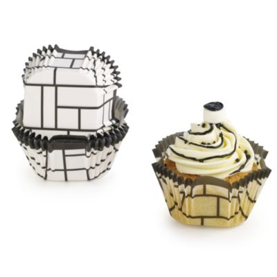 24 Square Baking Cases - Black and White | Lakeland