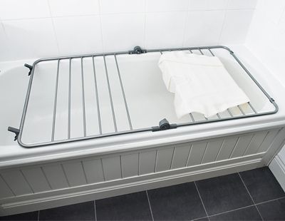 Over-Bath Indoor Clothes Airer Deluxe, Grey 7.5m | Lakeland