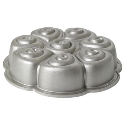 Cinnamon Bun Tin | Lakeland