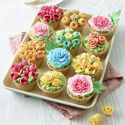 Easy Carnation Icing Cutter Set | Lakeland