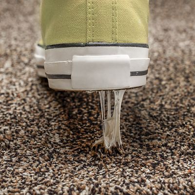 Sticky Stuff Remover for Glue Residue & Oil 250ml | Lakeland